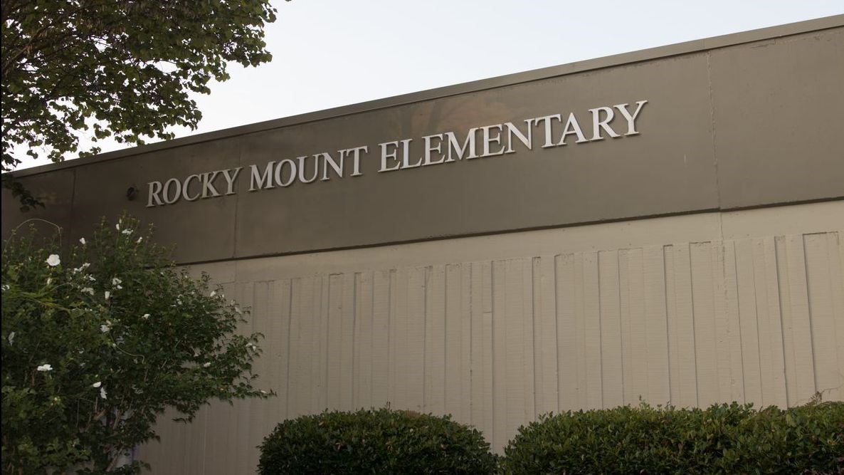 Rocky Mount Students ROCK Star 94.1, Delta Community Credit Union Give Back Giveaway